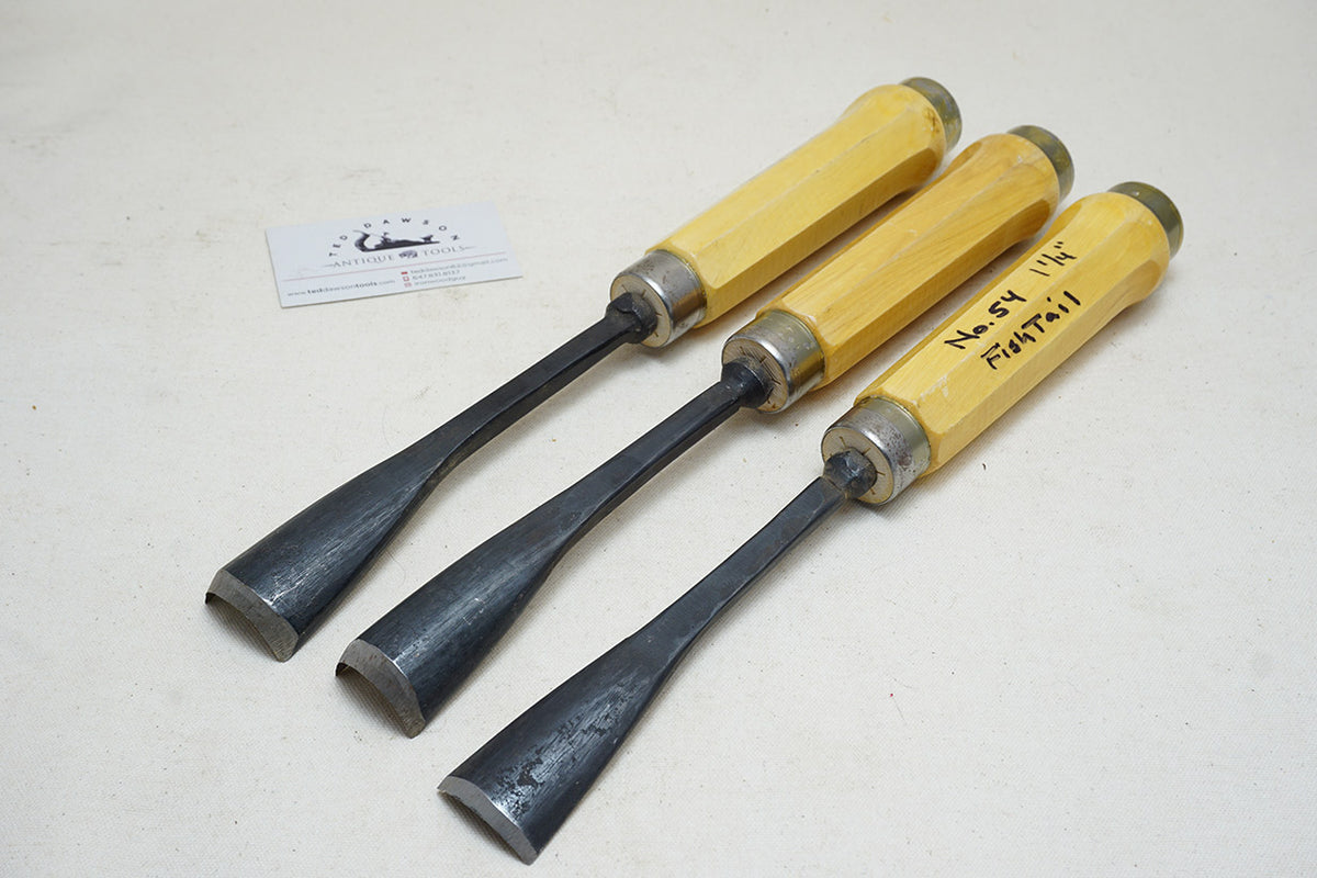 MASSIVE SET OF 3 ULMIA FISHTAIL GOUGES - ALL 1 1/4" – Ted Dawson Antique Tools
