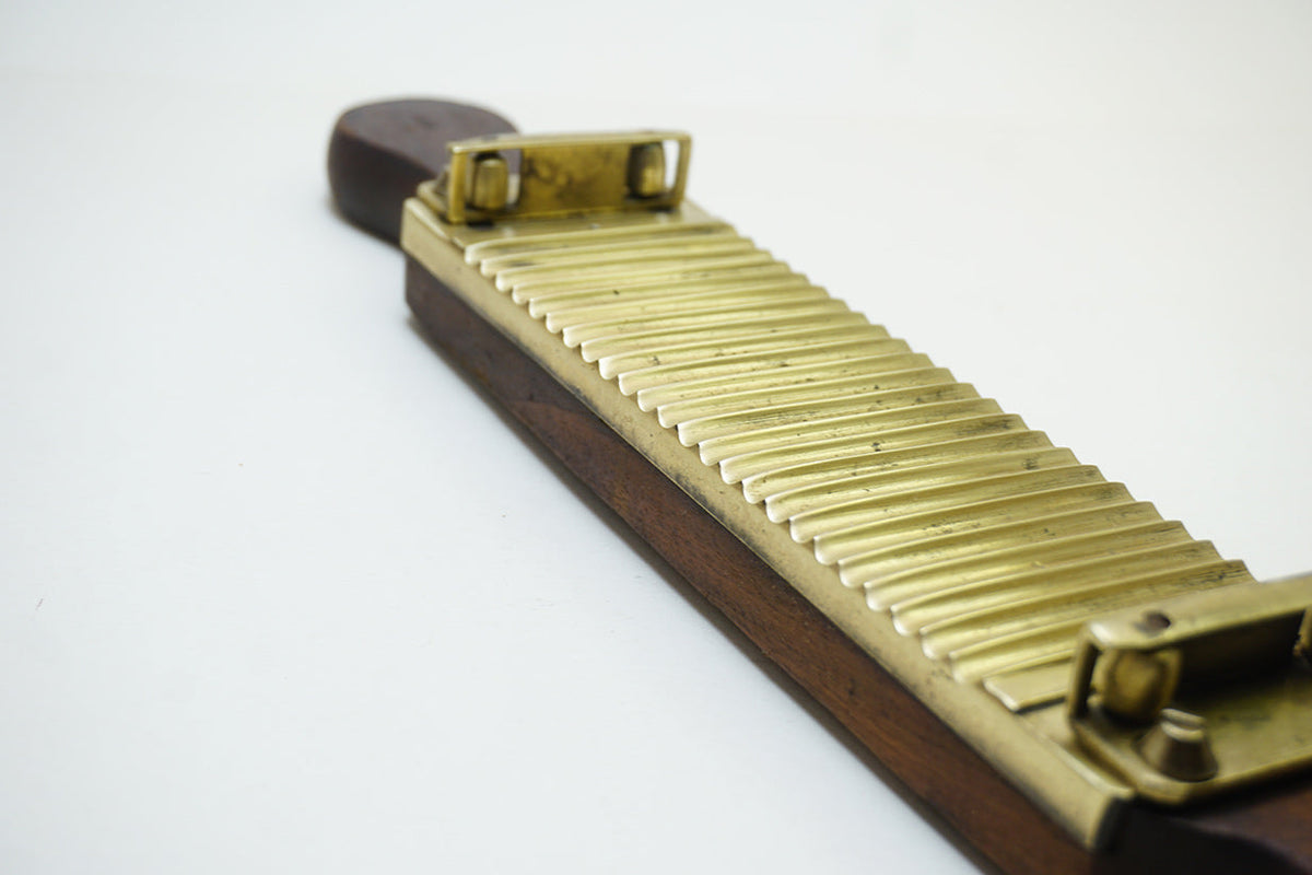 VICTORIAN CHEMIST'S MAHOGANY & BRASS PILL ROLLER CA 1865 - APOTHECARY ...