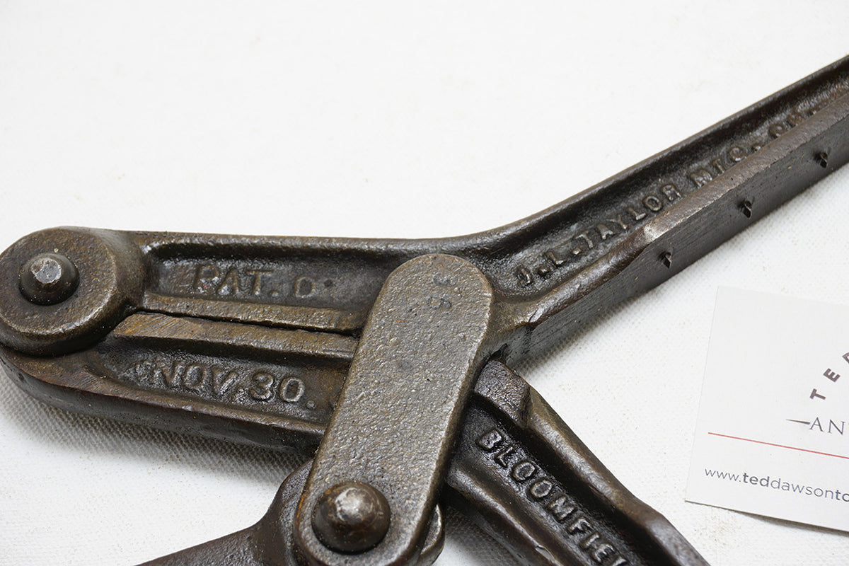 FINE CAST IRON HARTFORD CORNER / MITER CLAMP - 1909 PATENT – Ted Dawson ...