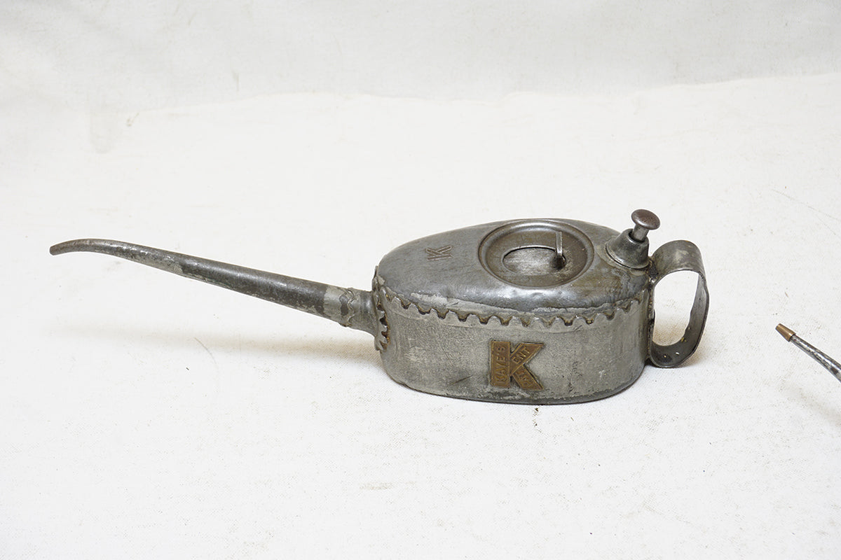 KAYES NO. 170 SEAMLESS OILER + SUTCLIFFE MIDGET OIL CAN – Ted Dawson ...