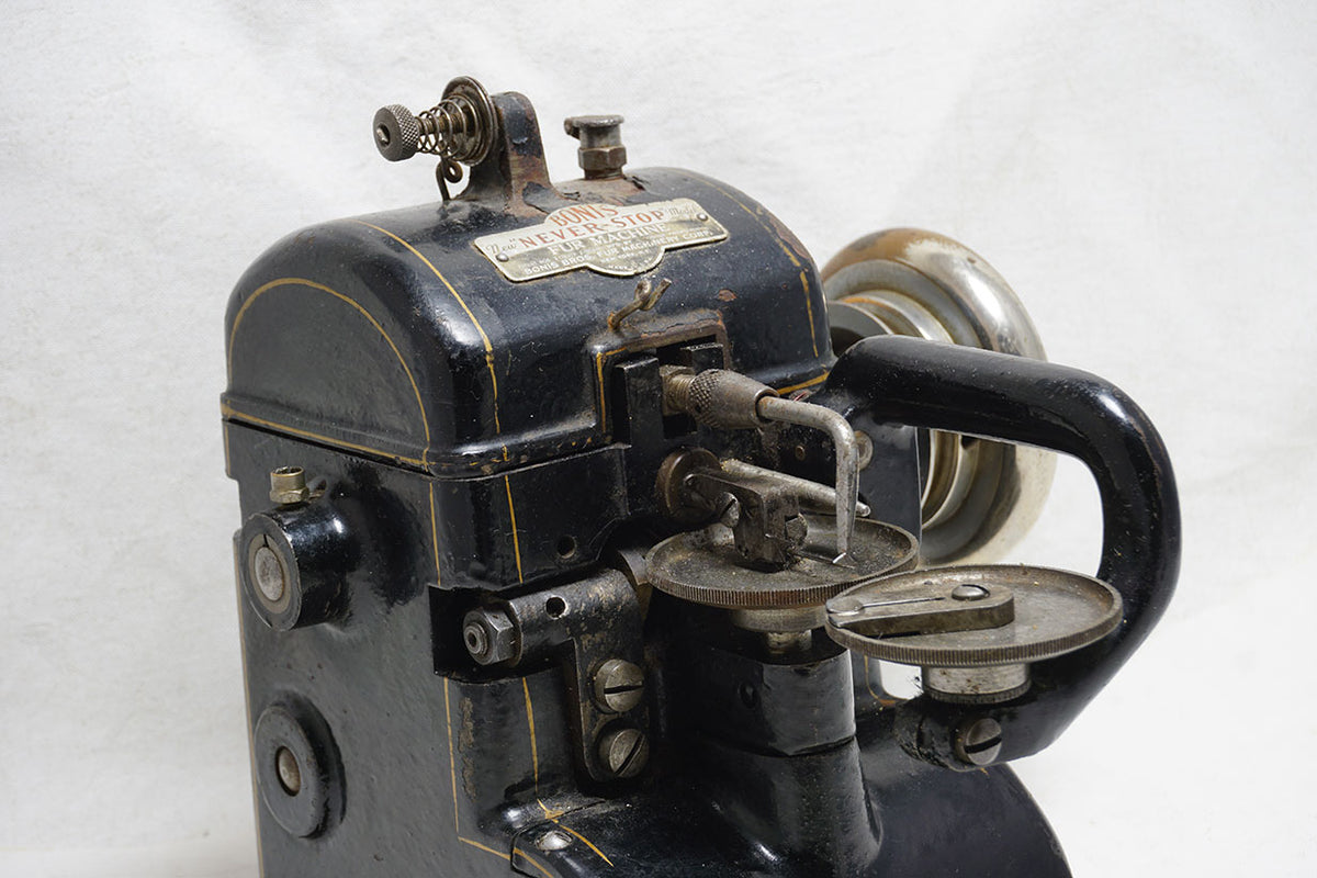 BONIS BROS NEVER STOP FUR / LEATHER MODEL B SEWING MACHINE – Ted Dawson ...