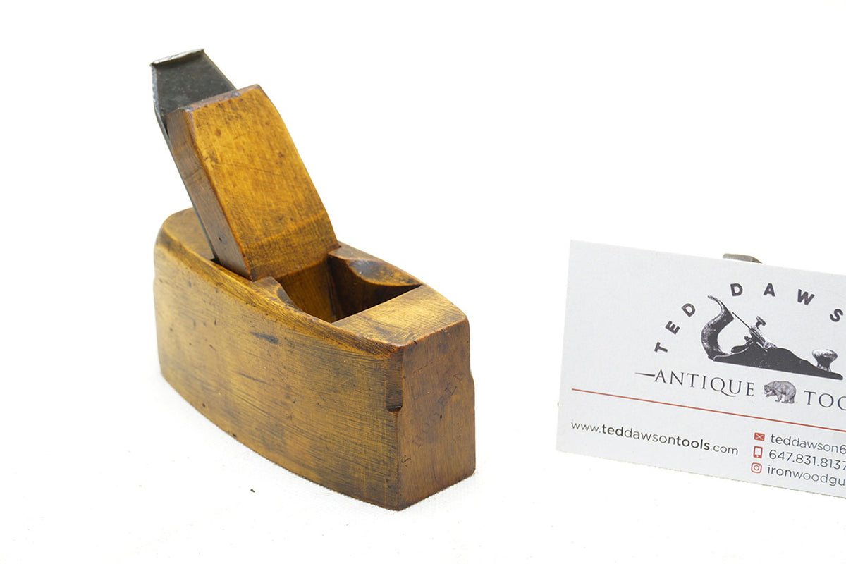 BEAUTIFUL DIMINUTIVE CREAMY BOXWOOD COFFIN PLANE - 3 1/2" – Ted Dawson ...