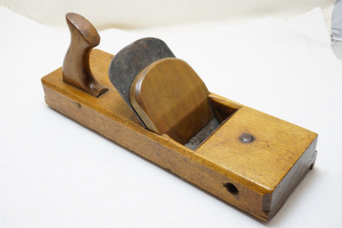 SPECTACULAR 18th CENTURY YELLOW BIRCH CROWN MOLDING PLANE – Ted Dawson ...