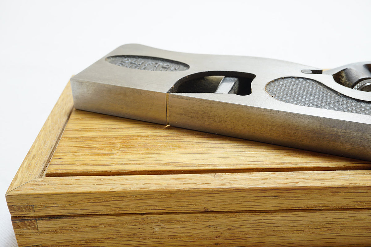 LIKE NEW CLIFTON NO. 420 SHOULDER PLANE IN CUSTOM OAK CASE - SHARP ...